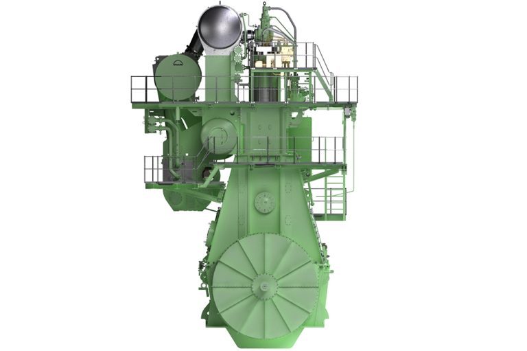 MAN engine at Mitsui: "World's first hydrogen test"